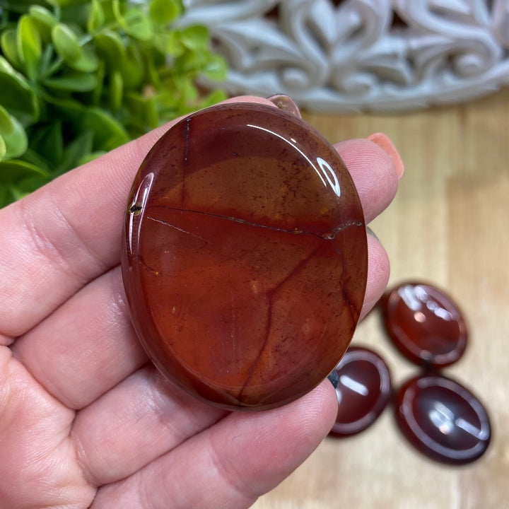 Carnelian – Moon Pebbles