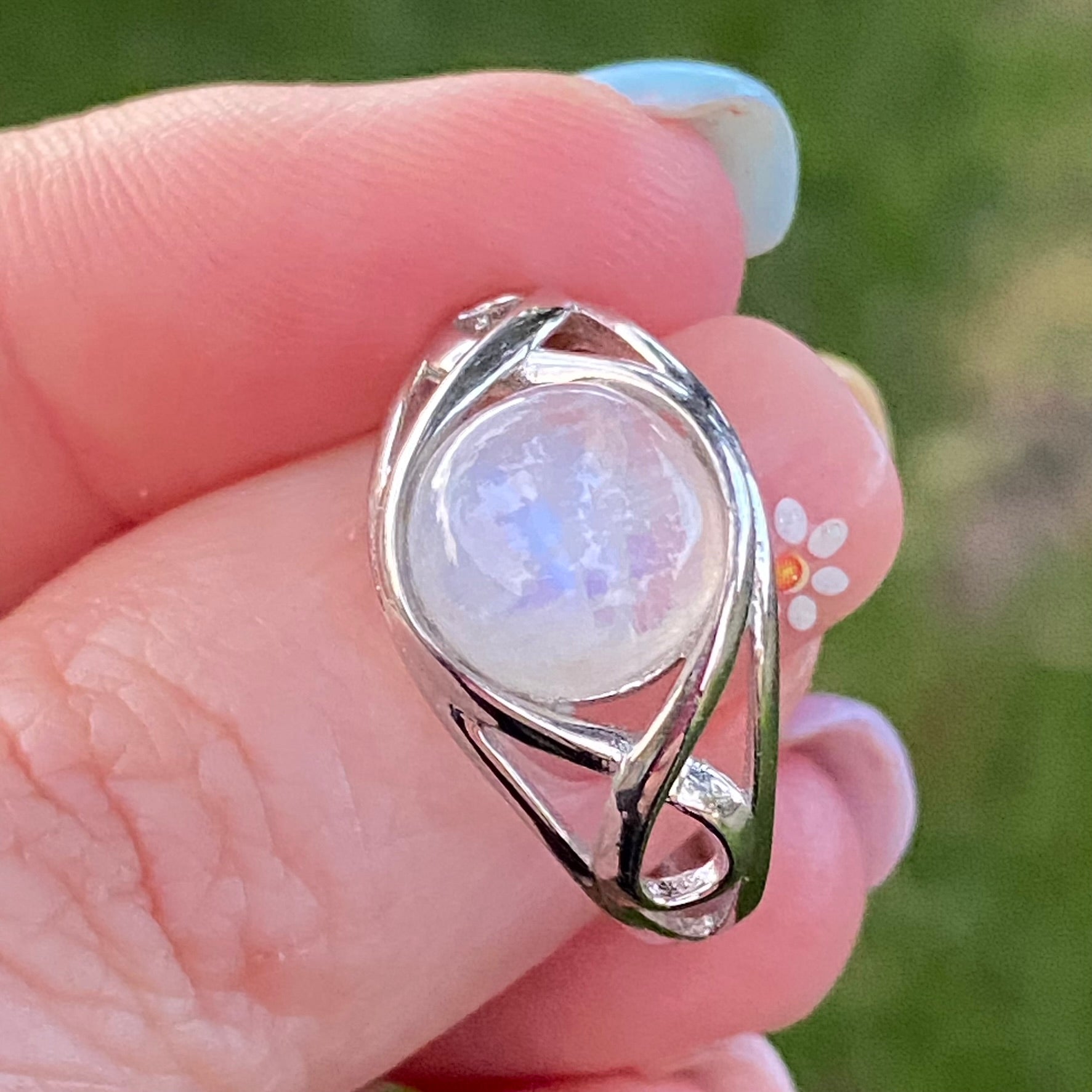 Crystals for New Beginnings – Moon Pebbles
